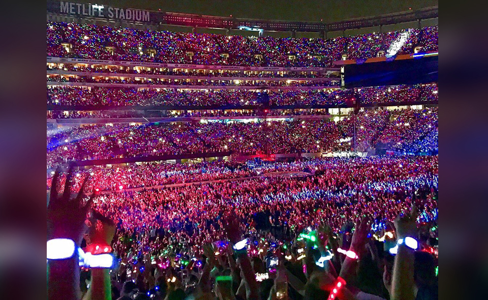 Coldplay Gallery - Xylobands